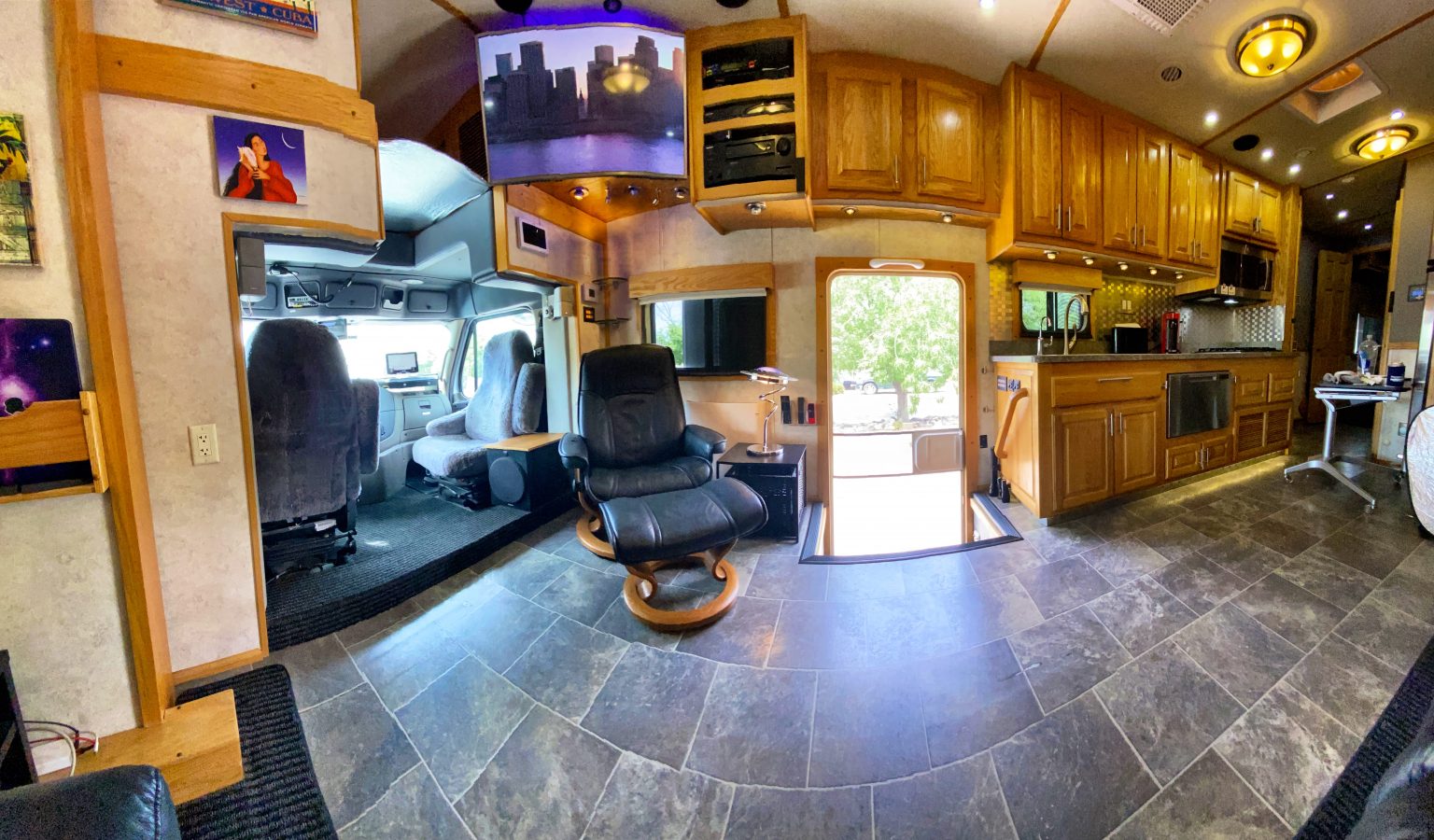 Showhauler 45' Motor Coach for Sale (SOLD) - ChillTravelers