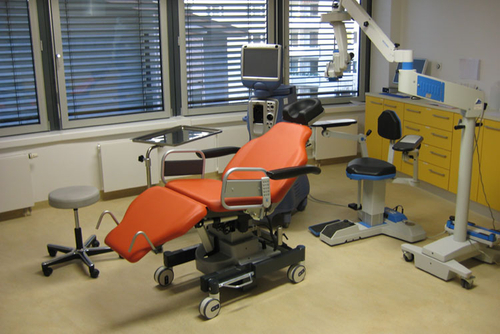 operating chair - Chill Travelers