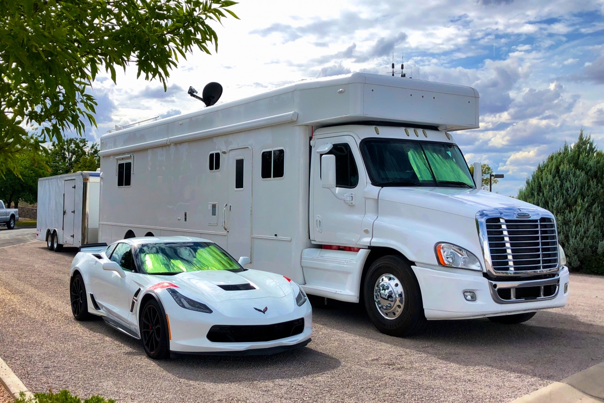 Showhauler 45' Motor Coach for Sale - Chill Travelers